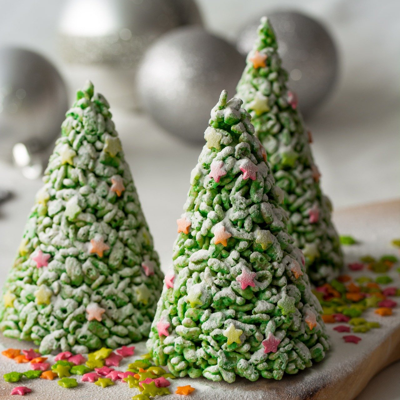 Christmas Tree Rice Krispies - Tasty Recipes